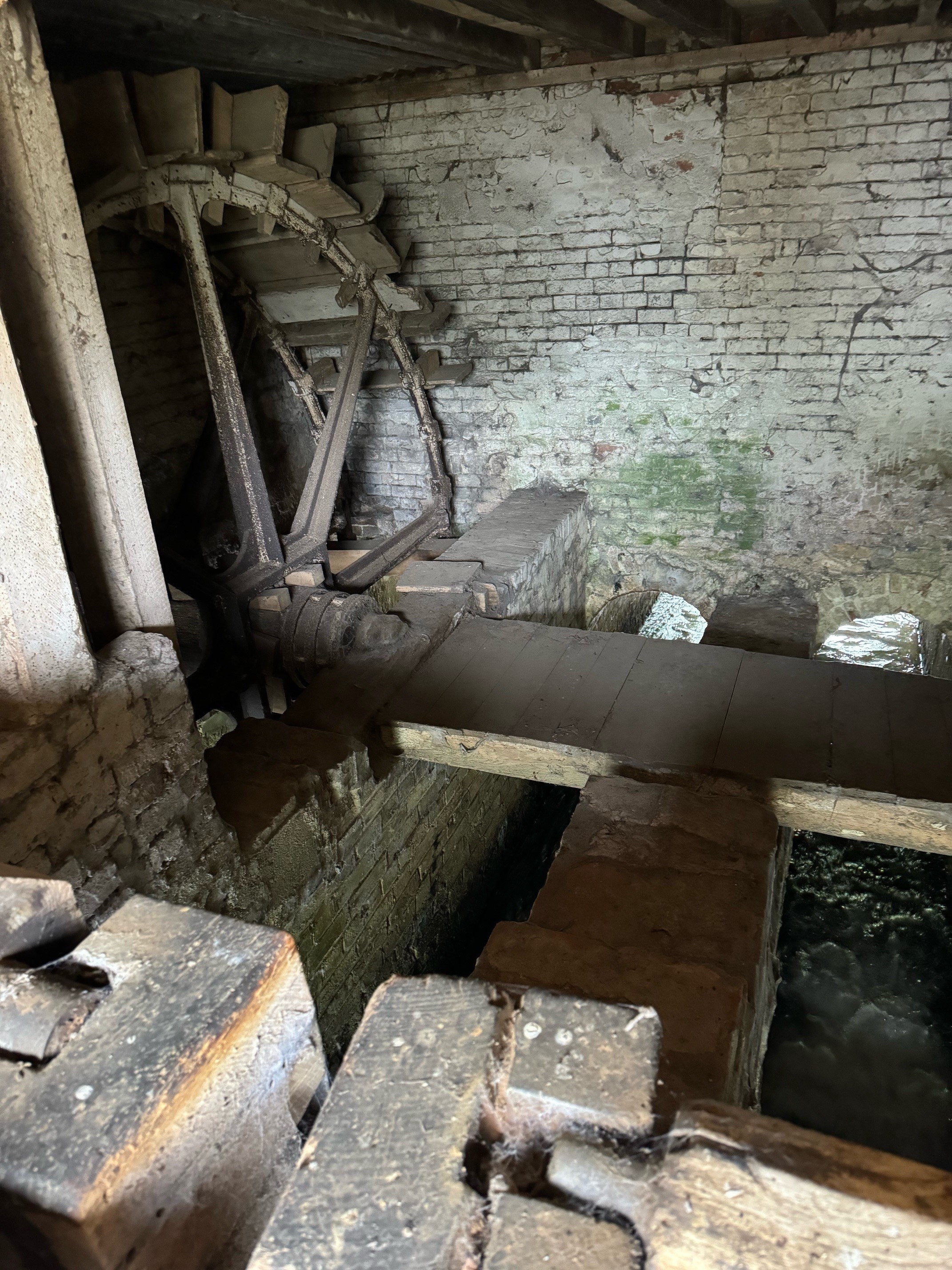 Locations Hub - High Mill House