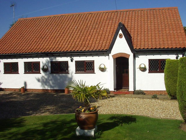 Locations Hub - Honeypot Cottage