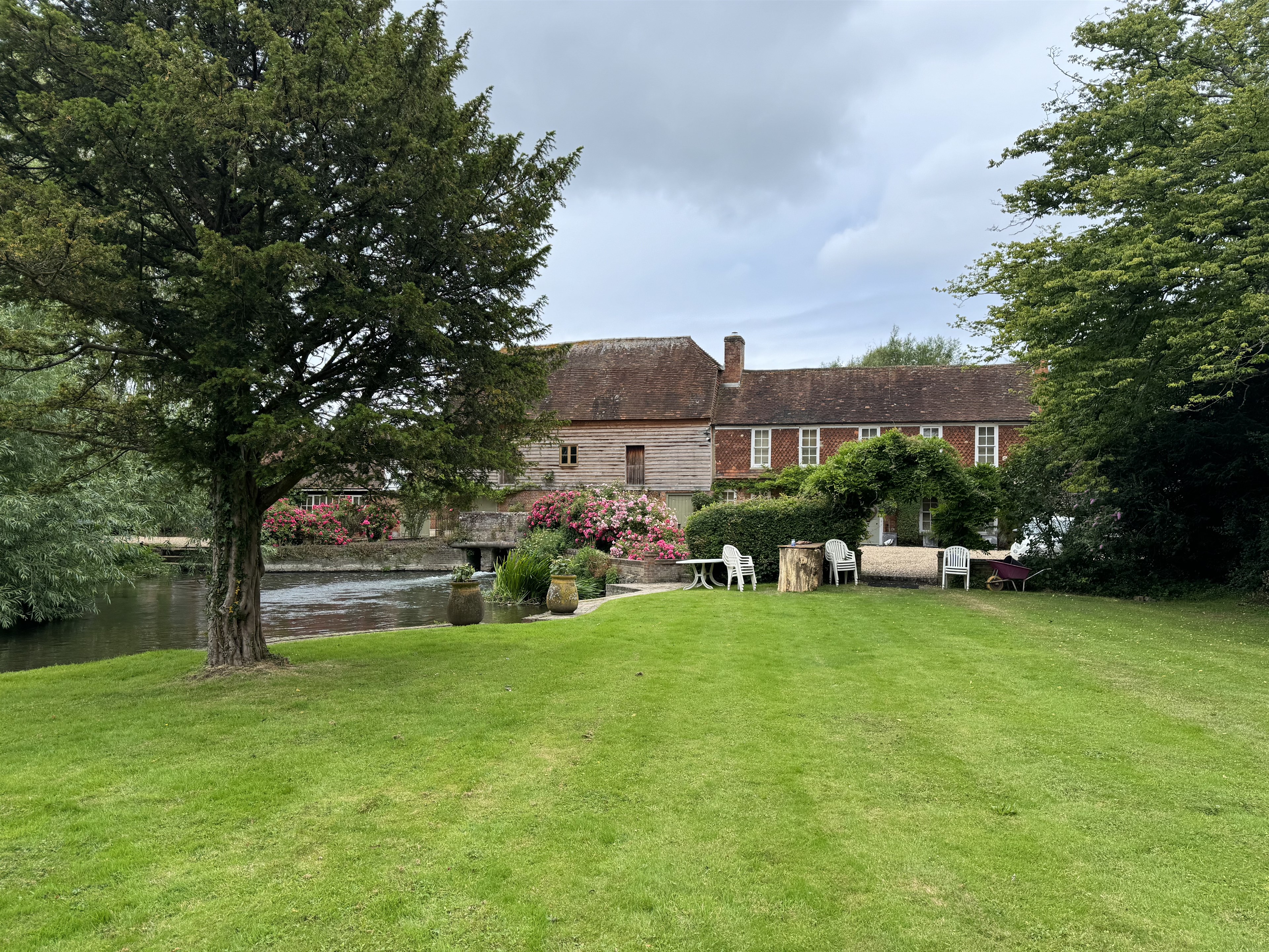 Locations Hub - High Mill House