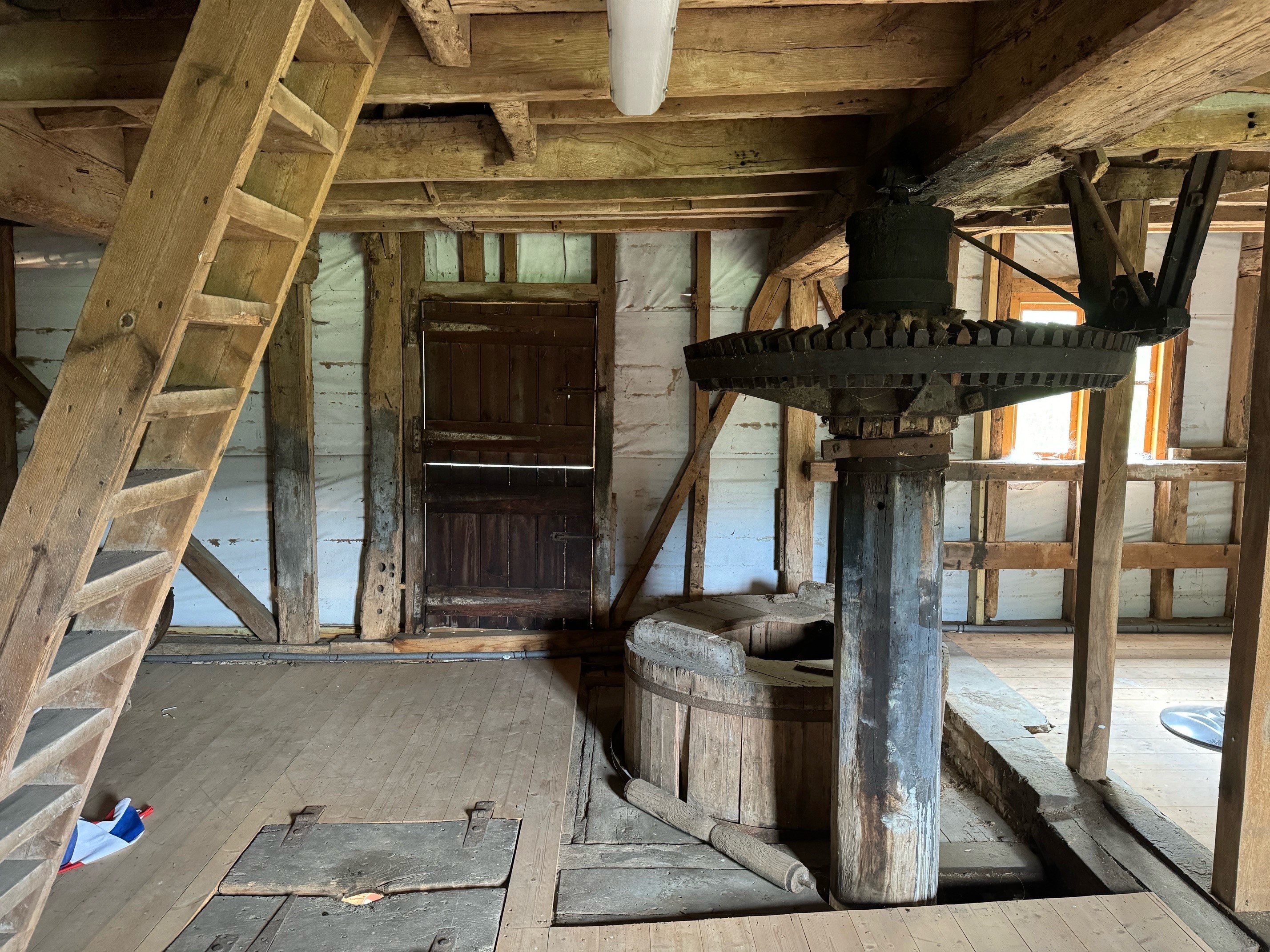 Locations Hub - High Mill House